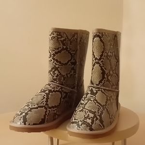 Cape Robbin | Shoes | Lizzard Booties | Poshmark